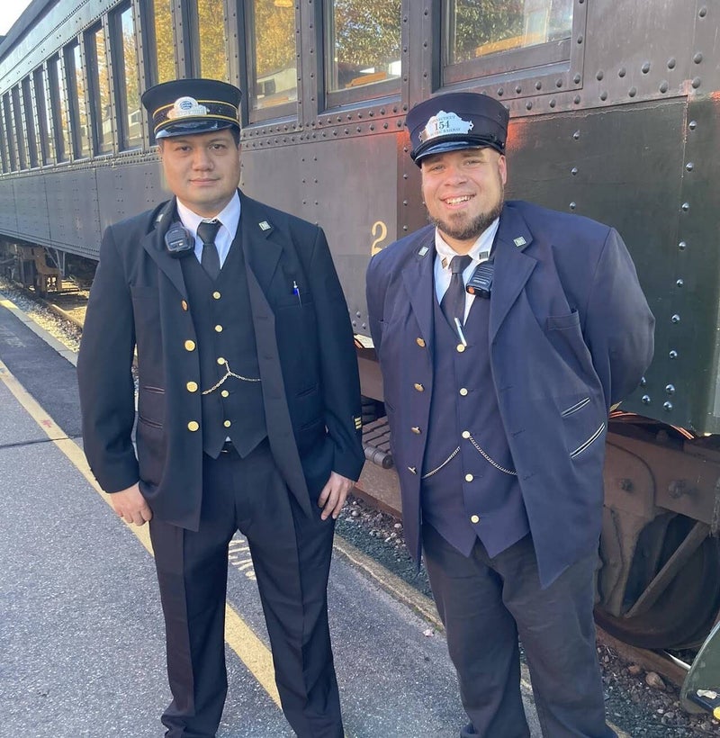 Home | New England Railroad Uniforms